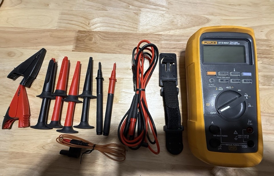 Fluke 87V 87-V True RMS Digital Handheld Multimeter With Fluke Leads ...