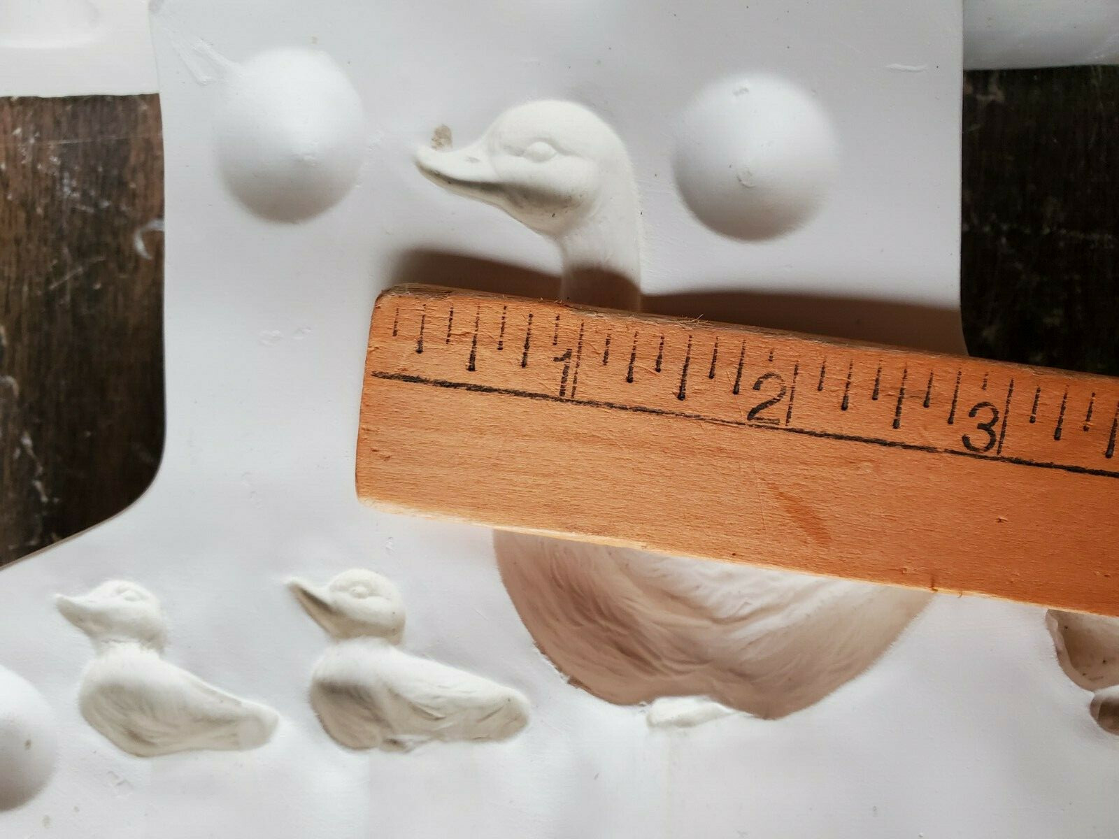 Gare 1279 Mama & 2 baby ducks & cat or chipmunk? ceramic mold VINTAGE c ...