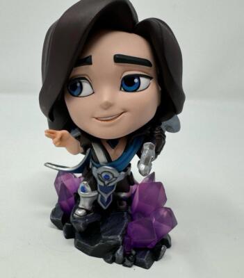 League of Legends Series 02 Taric Collectible Vinyl Figure Riot Games ...