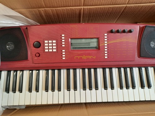 keyboard Milan - Farbe rot - kaum gebraucht - privat | eBay.de