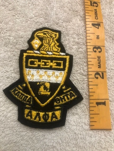 Kappa Alpha Theta Crest