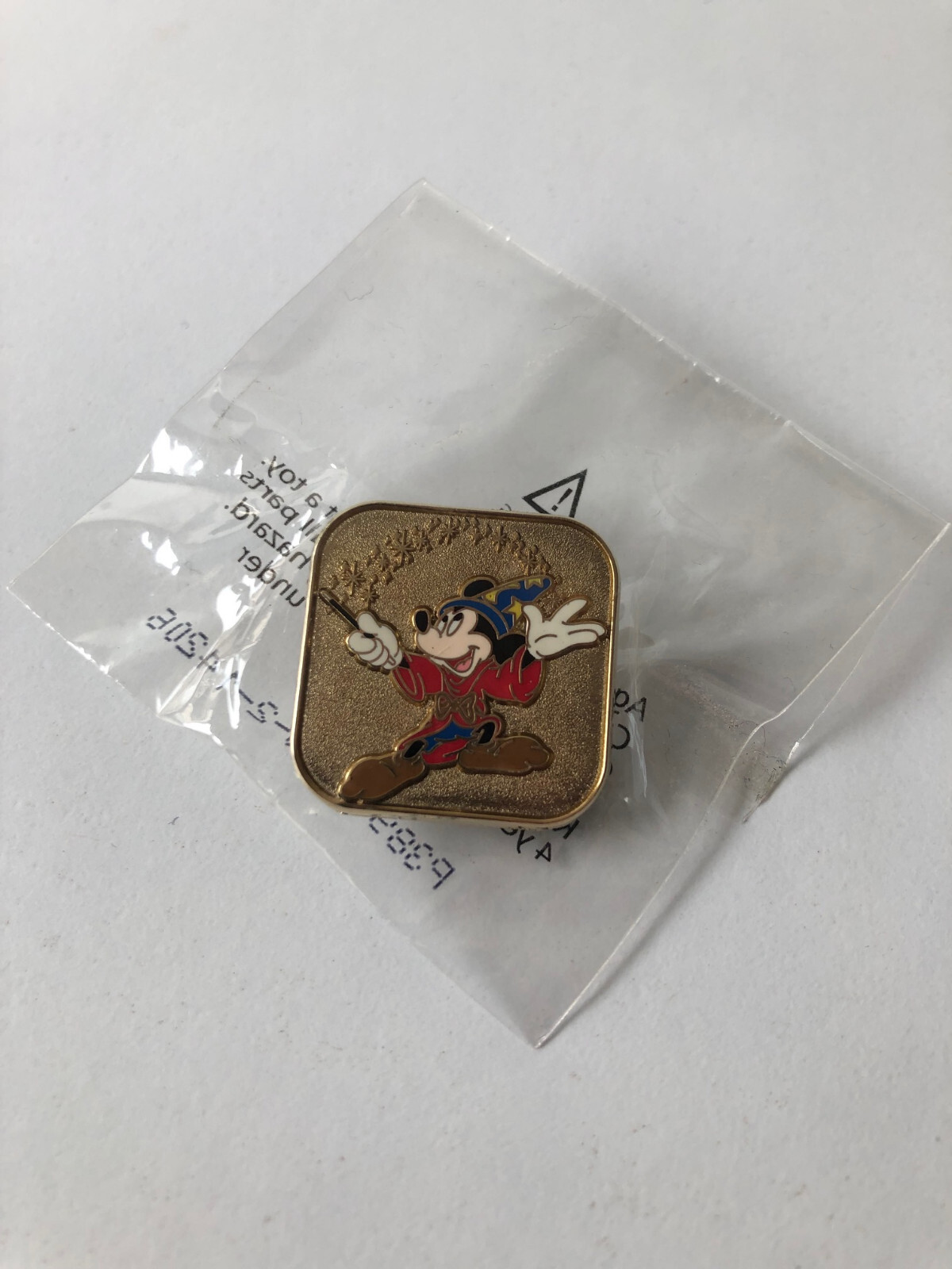 Disney Store UK Cast Member Guest Service Award Pin Sorcerer Mickey ...