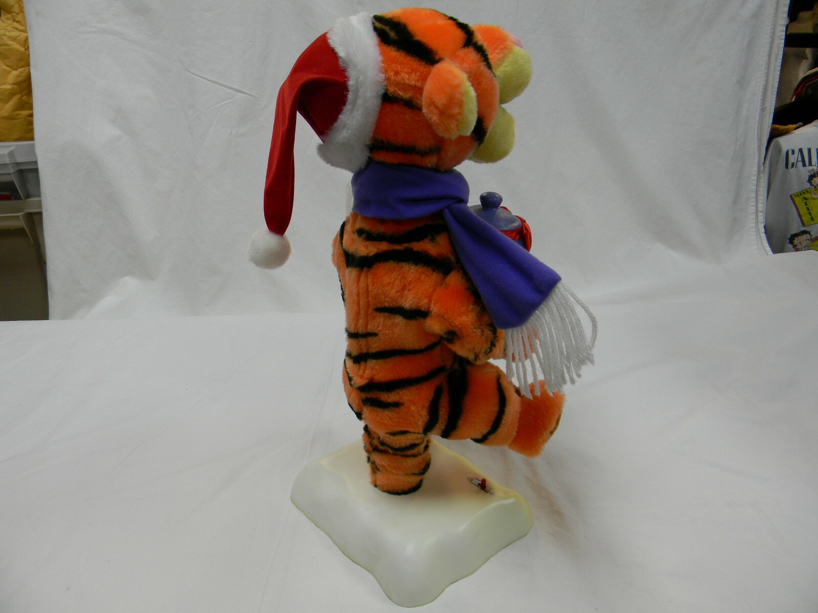 DISNEY ANIMATED WINNIE THE POOH TIGGER CHRISTMAS MOTIONETTE TELCO '98 ...