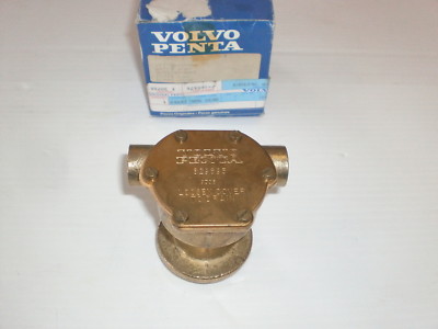 VOLVO PENTA MARINE SEAWATER PUMP ASSEMBLY 829895 | eBay
