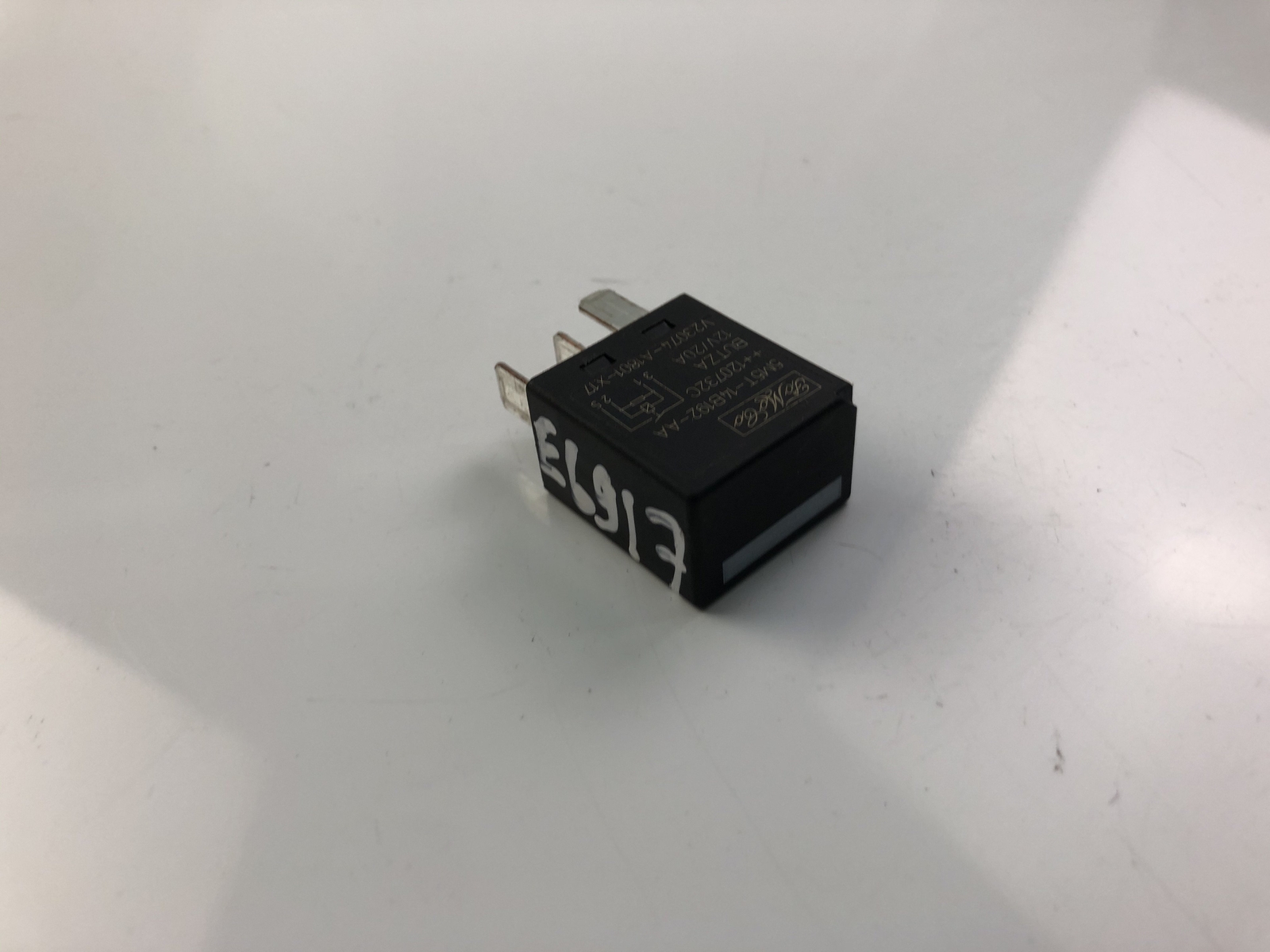 E6917 FORD Relays 5M5T-14B192-AA | eBay