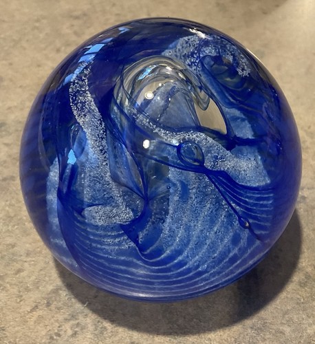 CAITHNESS :: STUDIO ART GLASS 3” PAPERWEIGHT “MISCHIEF” Swirl Blue ...