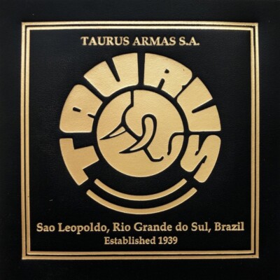 PISTOL GUN PRESENTATION CUSTOM DISPLAY CASE BOX LABEL for TAURUS Brazil ...