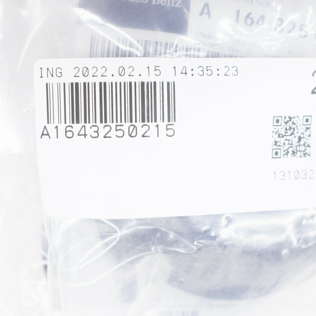 Mercedes-Benz Ml W164 Rear Lower Spring Seat A1643250215 Genuine for ...