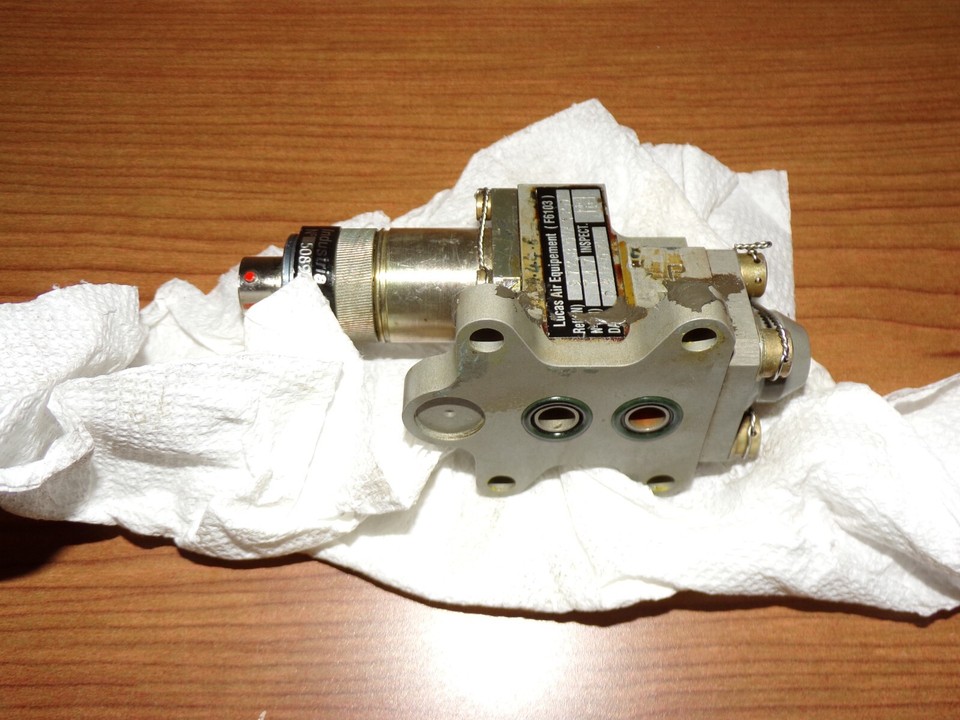 Airbus Helicopter Hydraulic Valve 97280-120 Lucas Air | eBay