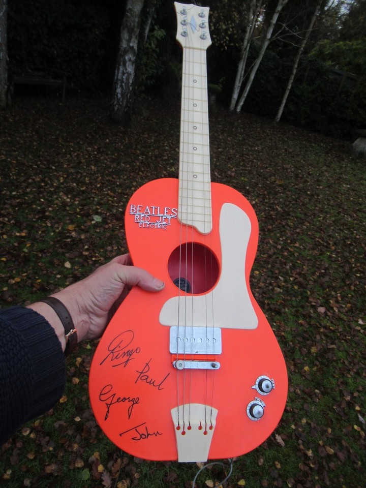 The Beatles Red Jet Electric Guitar No 818 Selcol 1964 Boxed with ...