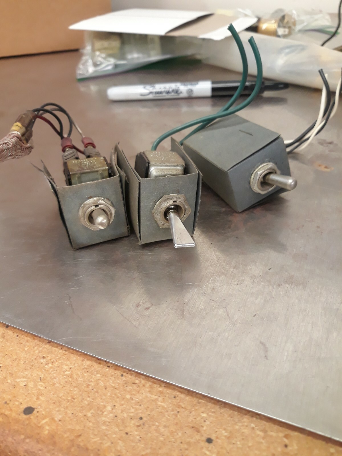 3 lot Und. Lab. Inc. 10A 250VAC 15A 125VAC 1/2HP 250VACToggle Switch ...