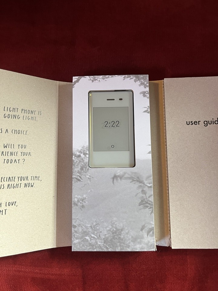 Kendrick Lamar Limited Edition PG lang Light Phone II | eBay