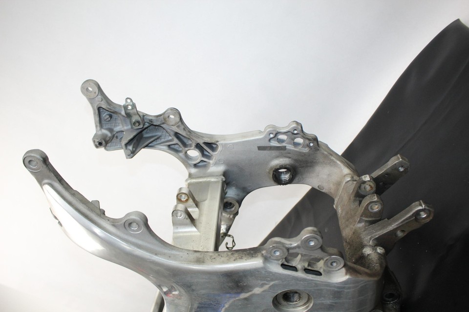 01-07 Suzuki Gsx1300R Hayabusa Busa Main Frame Chassis SLVG | eBay
