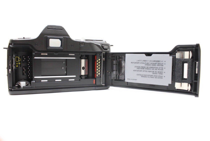 Minolta 8700i (Dynax 8000i) body with case - BOXED - PLEASE READ! | eBay UK