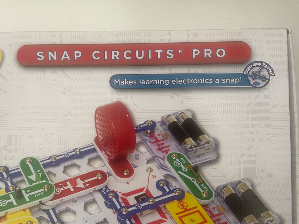 Elenco Snap Circuits Pro SC-500 Electronics Exploration Kit Ships Fast ...