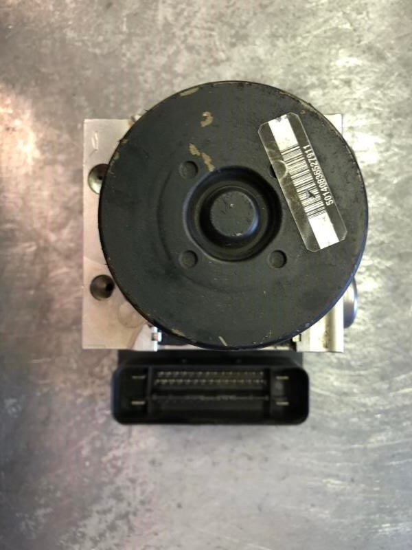 2012-2013 Mazda 3 ABS Anti-Lock Brake Pump Module Dynamic Stability ...