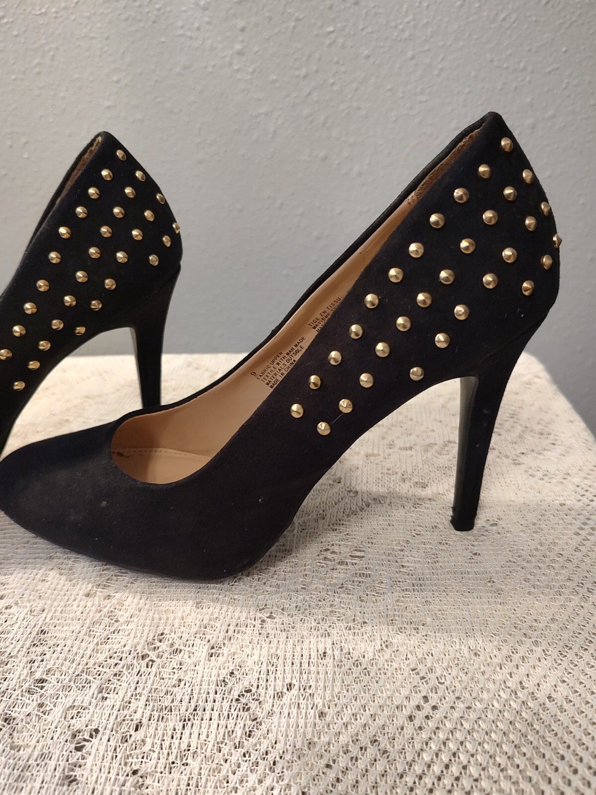 Mossimo Shoes Black Gold Stud Stude Women Size 9 | eBay