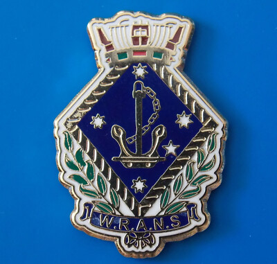 WOMENS ROYAL AUSTRALIAN NAVAL SERVICE WRANS LAPEL BADGE GOLD PLATED ...