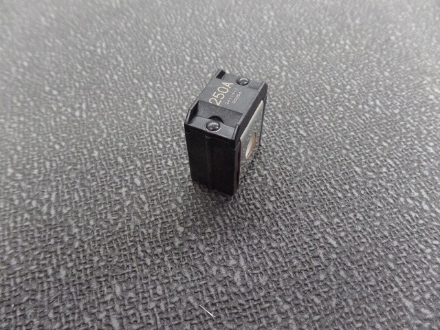 2013-20 RAM 2500 3500 4500 5500 250AMP Z Case Single Mega Fuse OEM ...