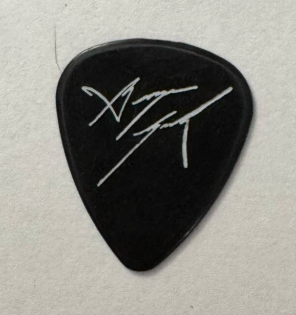 DOKKEN Guitar Pick #11 - GEORGE Lynch Signature | eBay