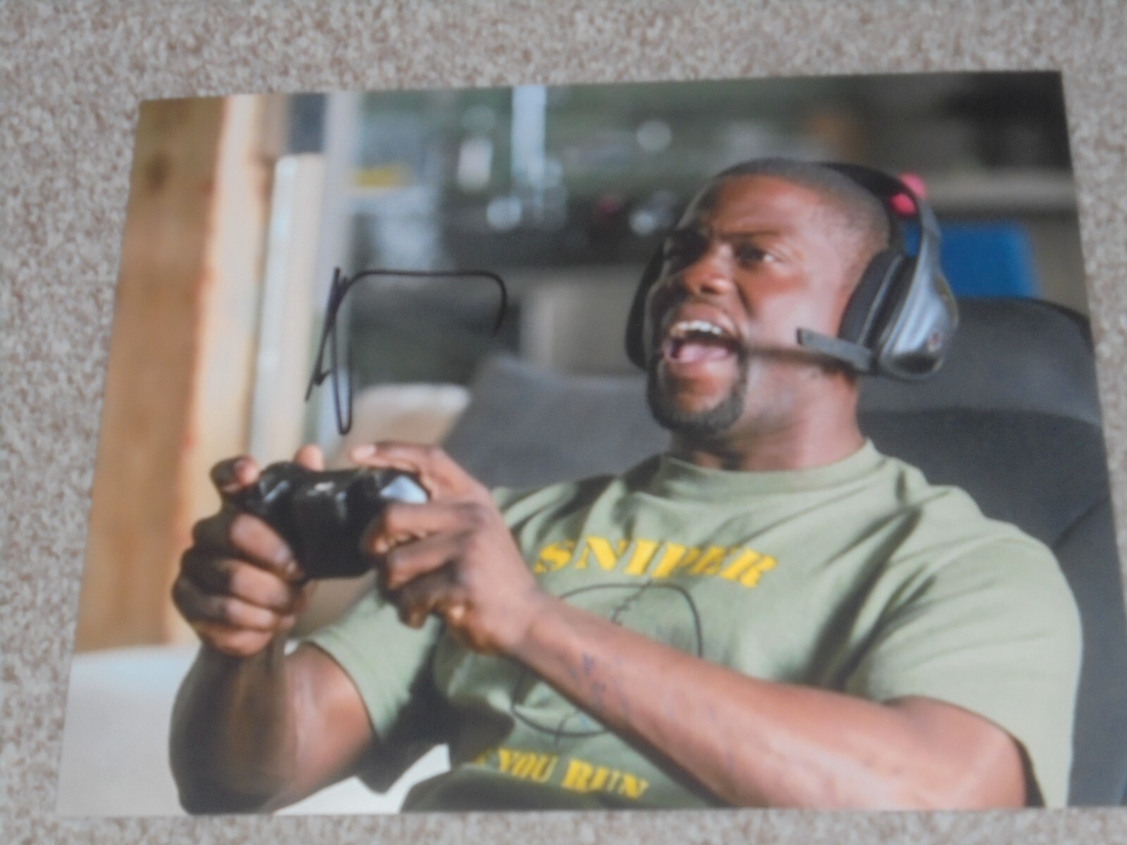KEVIN HART- ACTOR - 10x8 PHOTO SIGNED -(57) | eBay UK