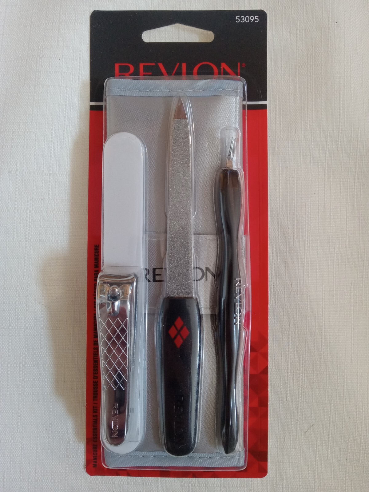 REVLON MANICURE SET KIT NAIL CLIP,CUTICLE TRIMMER,EMERYL FILE &BUFFER ...