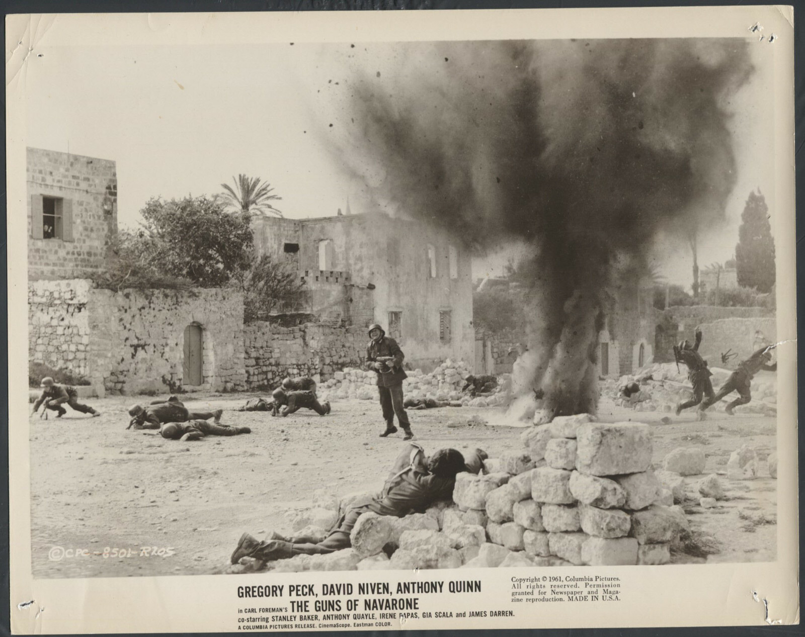 @Col The Guns Of Navarone ’61 GERMAN SOLDIERS EXPLOSION WWII | eBay