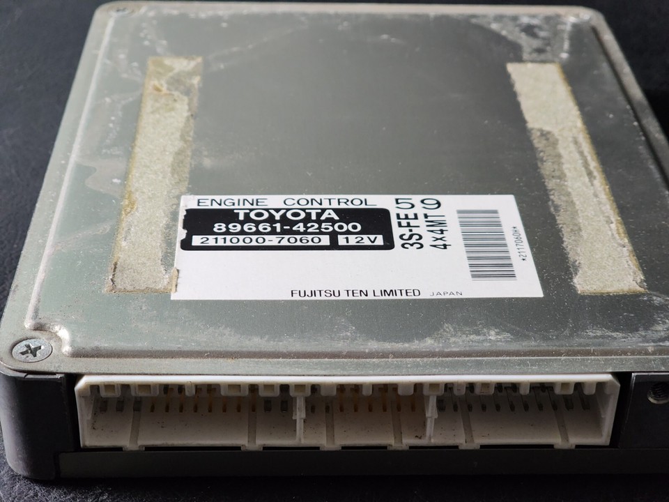 1999 2000 TOYOTA RAV-4 Engine Computer 4x4 MT ECM ECU PCM 89661-42500 ...