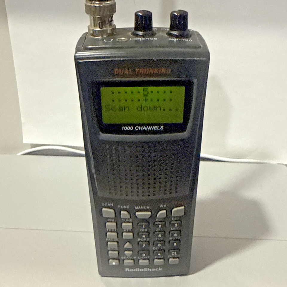 Radio Shack Model 20-525 PRO-95 Dual Trunking Handheld Scanner 1000 ...