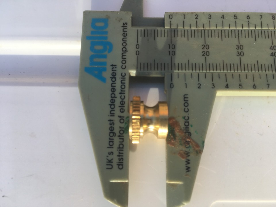 6 x 2BA BRASS-TERMINAL NUTS KNURLED THUMB NUTS .4in deep .51in dia + 12 ...
