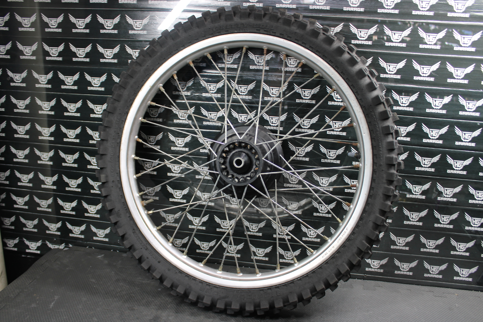 1998 HONDA XR200R FRONT WHEEL RIM HUB ASSEMBLY 44650-KT0-306 | eBay