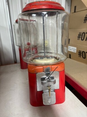 Antique Oak Acorn 11 lb Round Glass Globe Gumball Candy Nut vending ...