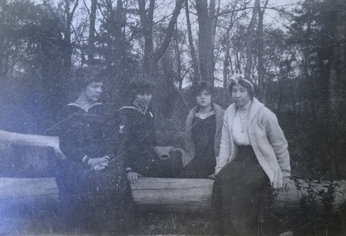 1910’s PHOTO Pretty Coed Sorority College Girls Study At UNIVERSITY OF ...