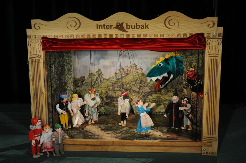 PUPPET THEATRE - LED,6 puppets, 30 stages, original handmade from CZECH ...