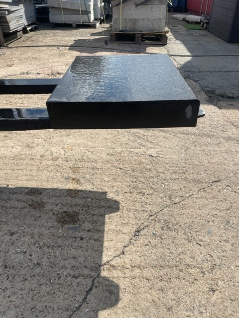 QUALITY BLACK GRANITE STEP/KERB WITH BULLNOSE EDGE - 600x450x90MM ...