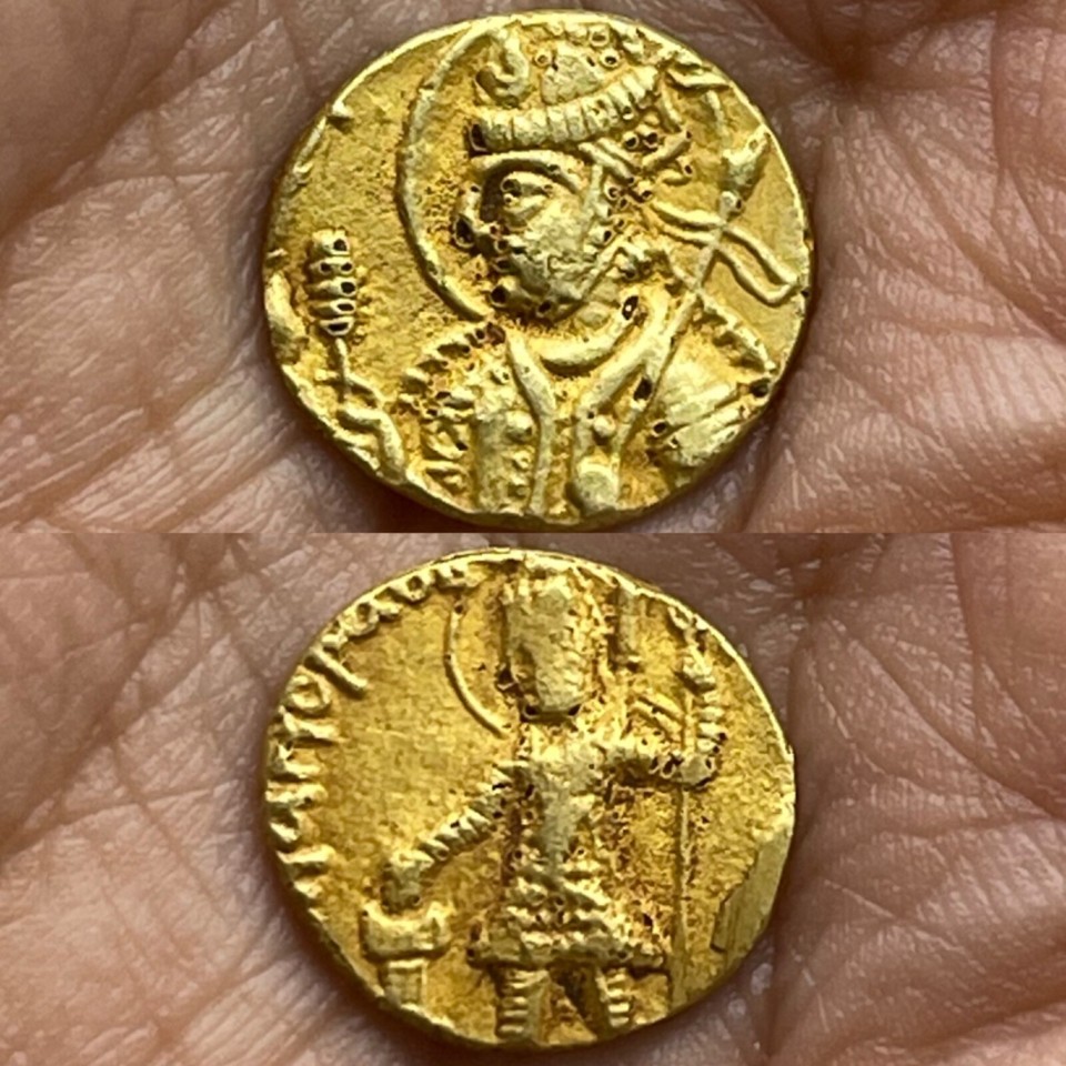 Wonderful old Roman 18K solid gold Rare unique Roman gold coin | eBay