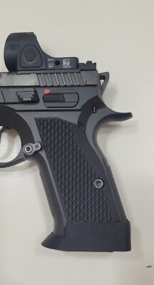 CZ Shadow 2 Compact Magwell W/ Lok Style Grips. Works W/ Stock Basepad ...