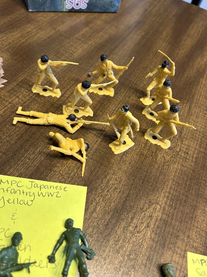 Vintage 1950's-70's Toy Soldiers 134 Pieces Louis Marx-MPC-Tim Mee-Made ...