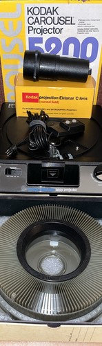 Kodak Carousel 5200 Slide Projector W/Zoom Lens, Remote, Carousel & Box ...