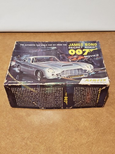 1966 JAMES BOND 007 ASTON MARTIN 1/24 AIRFIX CAR MODEL KIT UNASSEMBLED ...