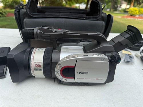 Canon GL1 Mini DV Camcorder - PLUS LED Light & Wireless Mic! *Works ...
