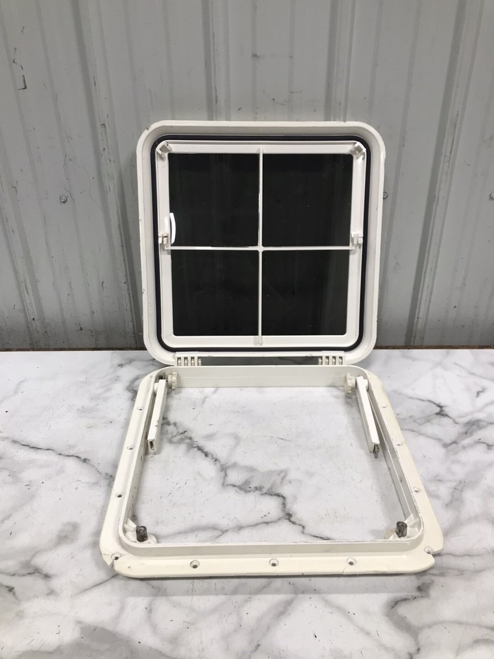 1989 Bayliner Avanti 2955 Square Hatch Window Gray Enterprises