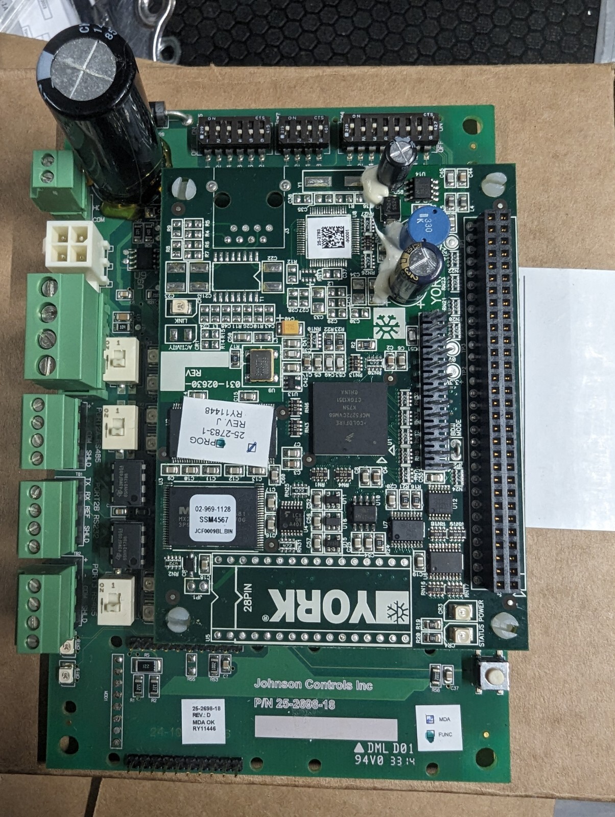 JOHNSON CONTROLS 25-2698-18 .YK-ELNK100-0 York Chiller E-Link Gateway ...