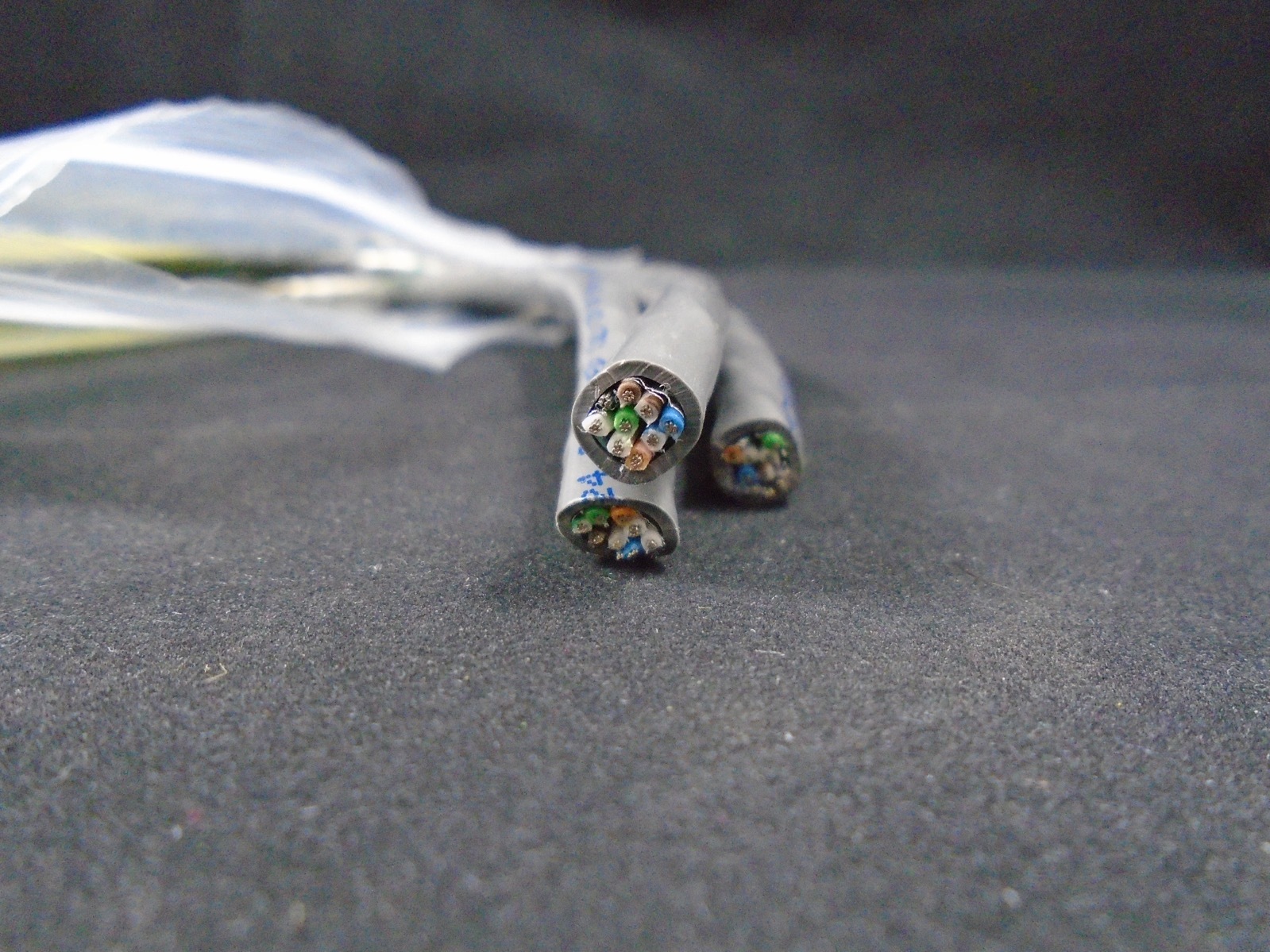 Belden AWM 2919 Shielded Low Voltage Cable Connector for sale online | eBay