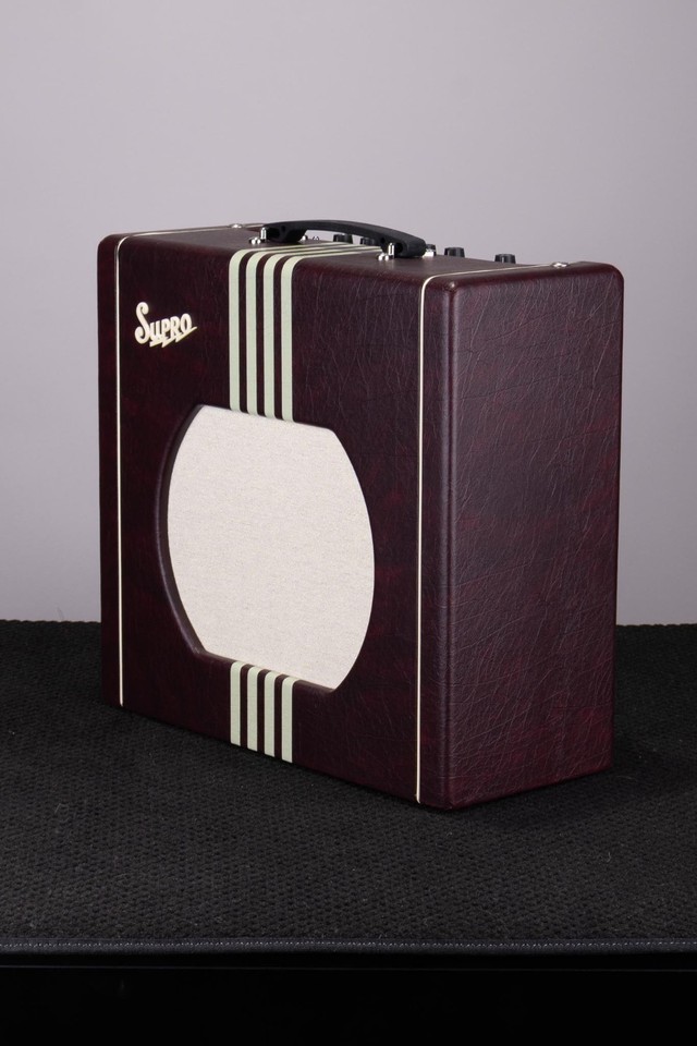 Supro Delta King 12 Limited Edition 15W Tube Combo Amp Burgundy & Cream ...