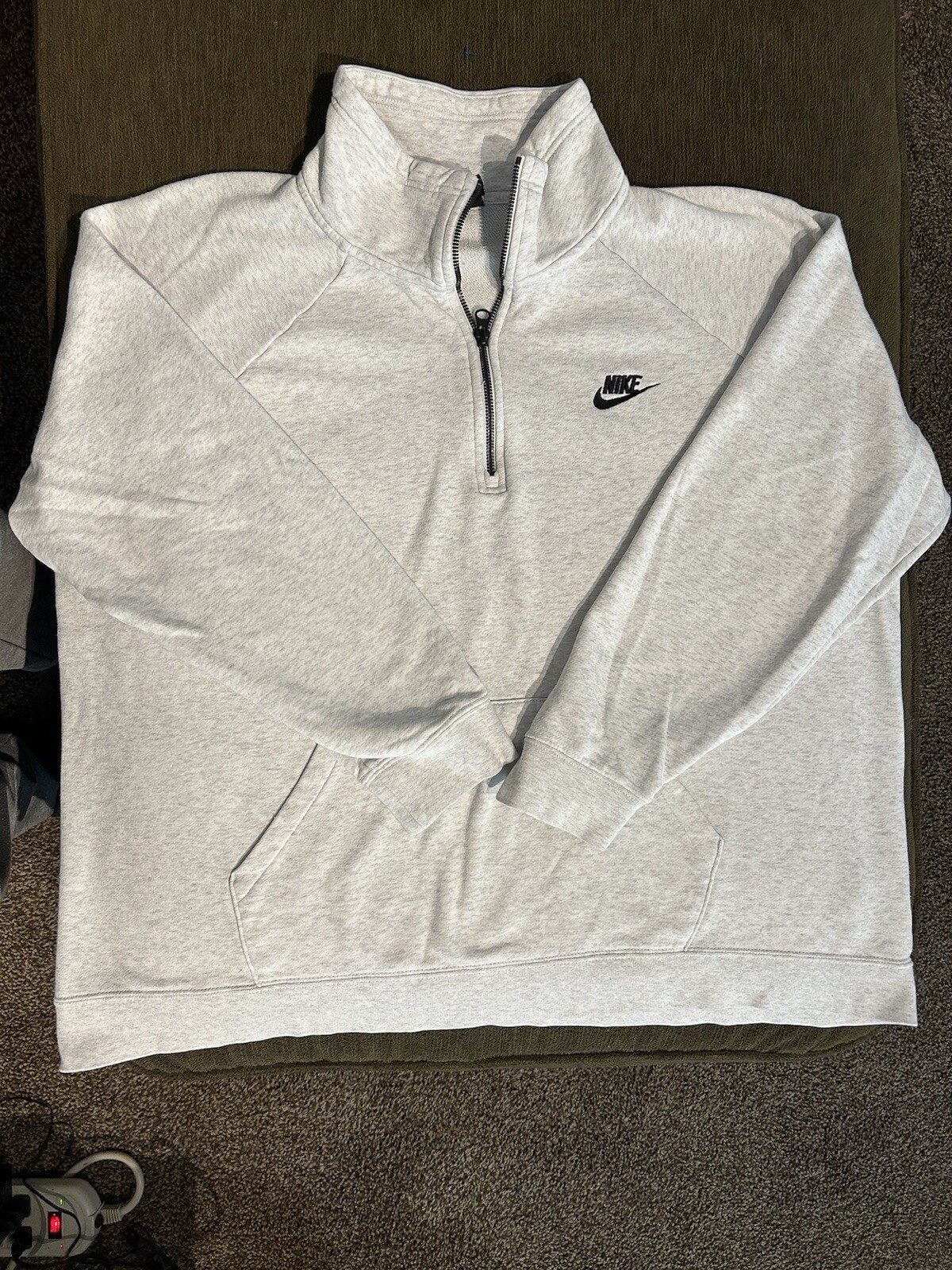 Vintage Nike Pullover Men’s 2XL White Marble Texture With Nike Swoosh