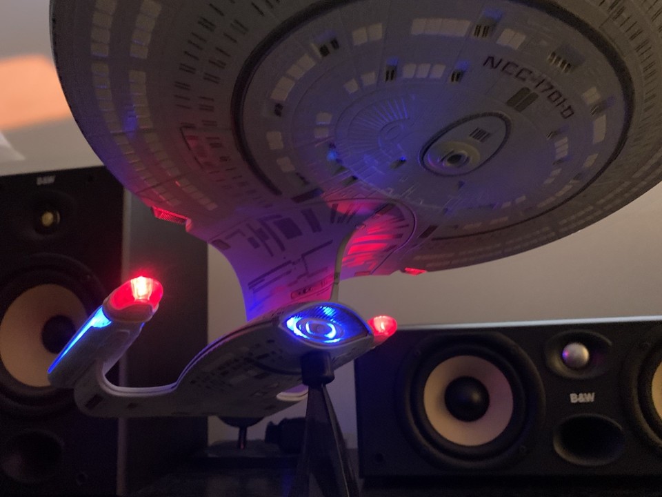 RARE Star Trek Starship USS Enterprise NCC-1701-D Picard Diamond Select ...