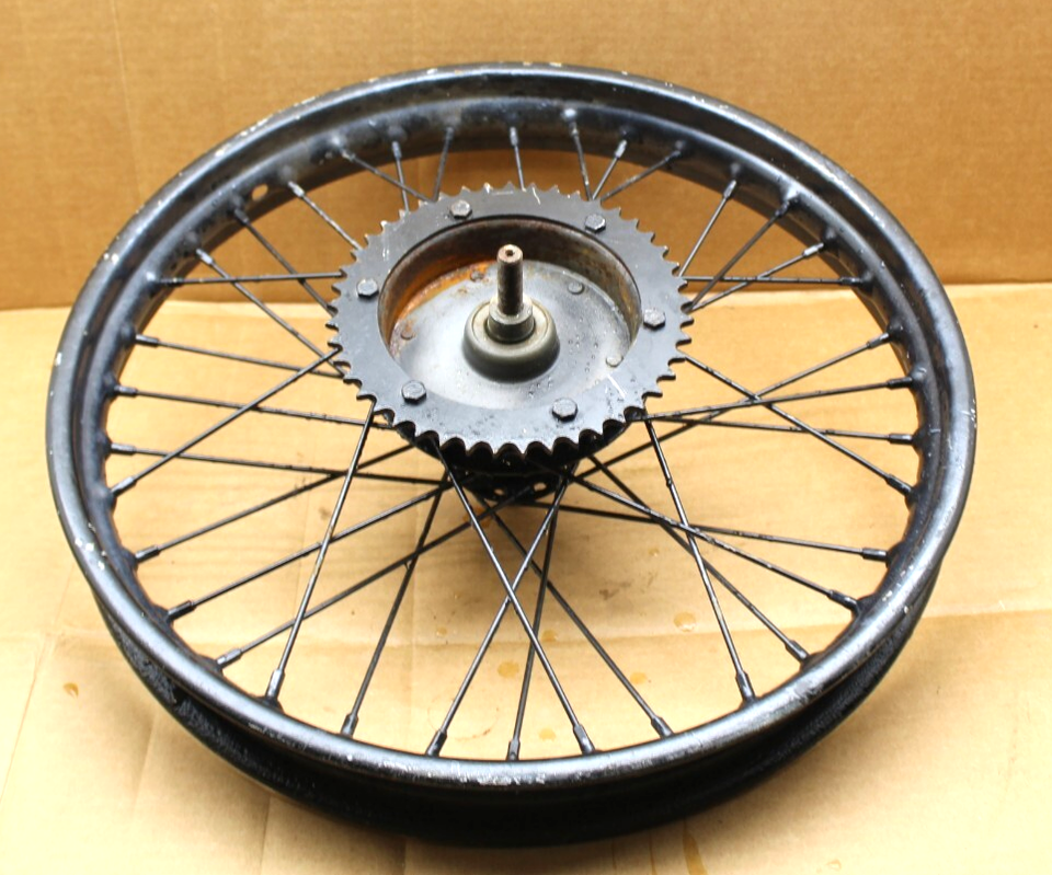 HARLEY HUMMER REAR WHEEL AXLE SPROCKET SPOKES 18" RIM HUB ASSY OEM ...
