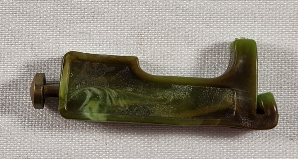 Vintage Antique Needle Threader Green Plastic Sewing AID MFG Co | eBay