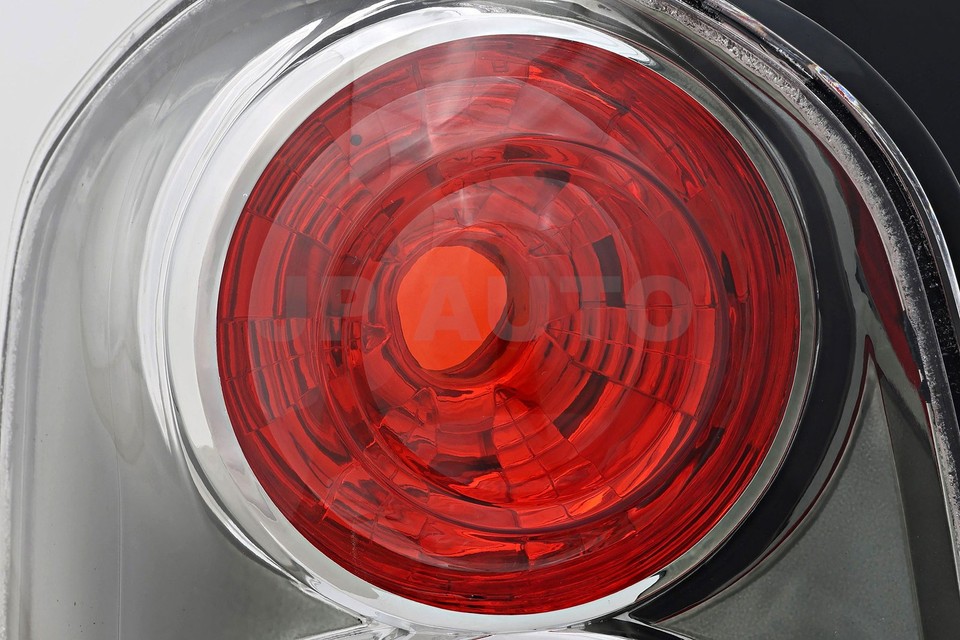 For 2004-2006 Mazda MPV Tail Light Set Driver and Passenger Side | eBay